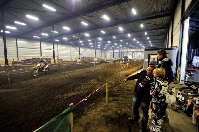 MX Indoor: binnen springen op crossmotor | Roosendaal | bndestem.nl