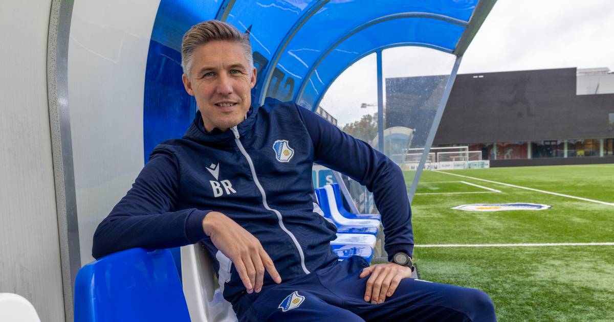 Riemersma haalt zelfs de Navy Seals aan om FC Eindhoven-spelers te ...