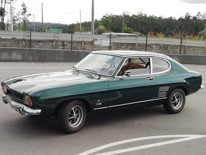 Na jaren terug van weggeweest: Mathieu kon zijn Ford Capri nooit echt ...