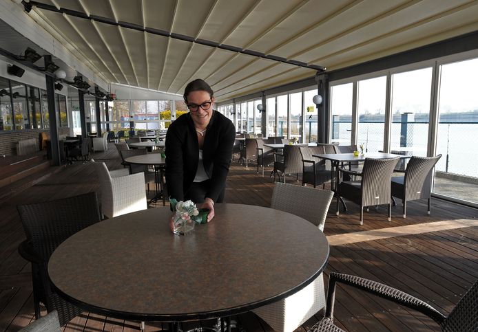 Restaurant De Braakman weer terug aan de kreek | Zeeuws-Vlaanderen | pzc.nl