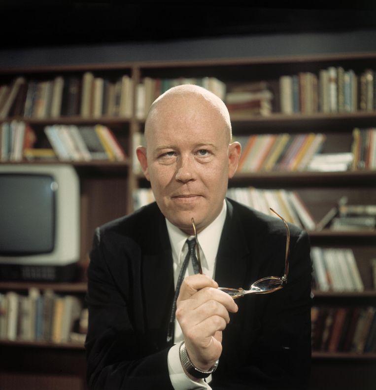 In zijn monumentale romancyclus maakt Uwe Johnson heden en verleden tot ...