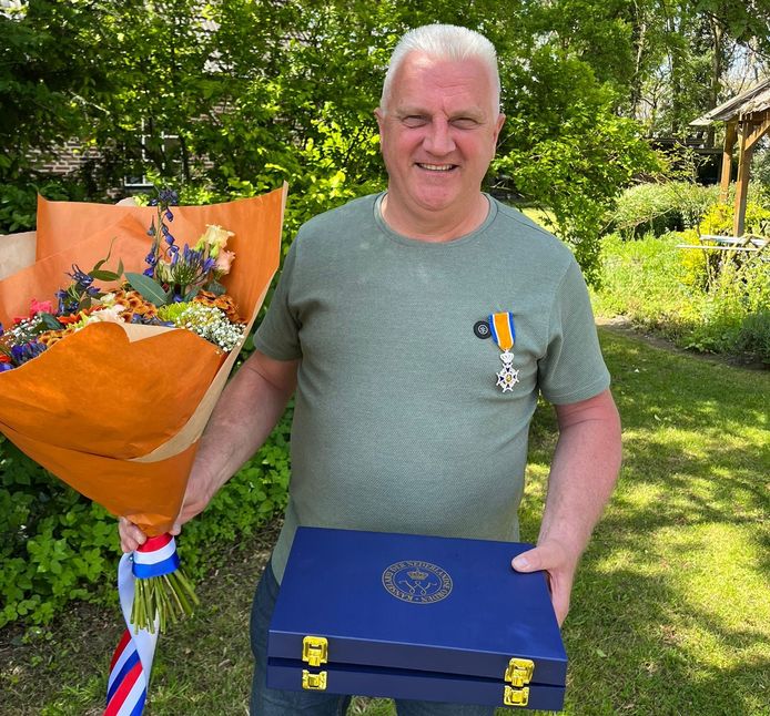 Wielerorganisator Jeroen van Wezel geridderd voor 30 jaar ...