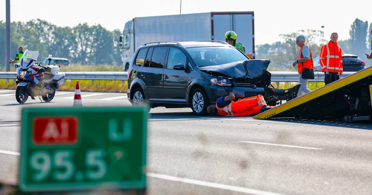Ongeluk A1: rijstroken inmiddels weer open, file opgelost | Deventer | tubantia.nl