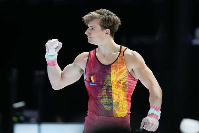 “Ik gaf de mensen toch waar voor hun geld, denk ik”: Luka Van den Keybus sluit allroundfinale op ...