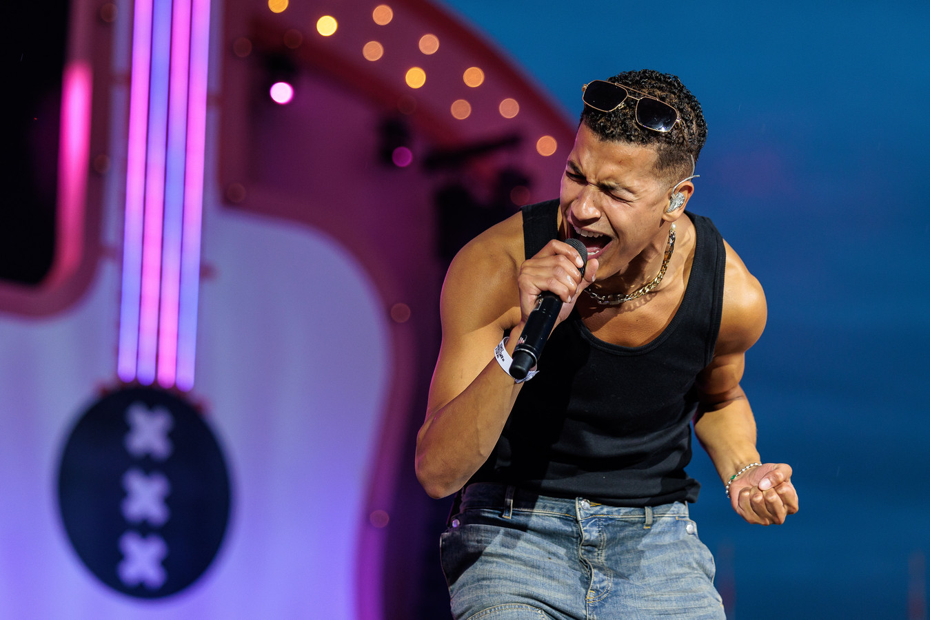 Mocro Maffia-acteur Bilal Wahib maakt mooi weer in Club Lima | Foto ... Mocro Maffia-acteur Bilal Wahib maakt mooi weer in Club Lima | Foto ...