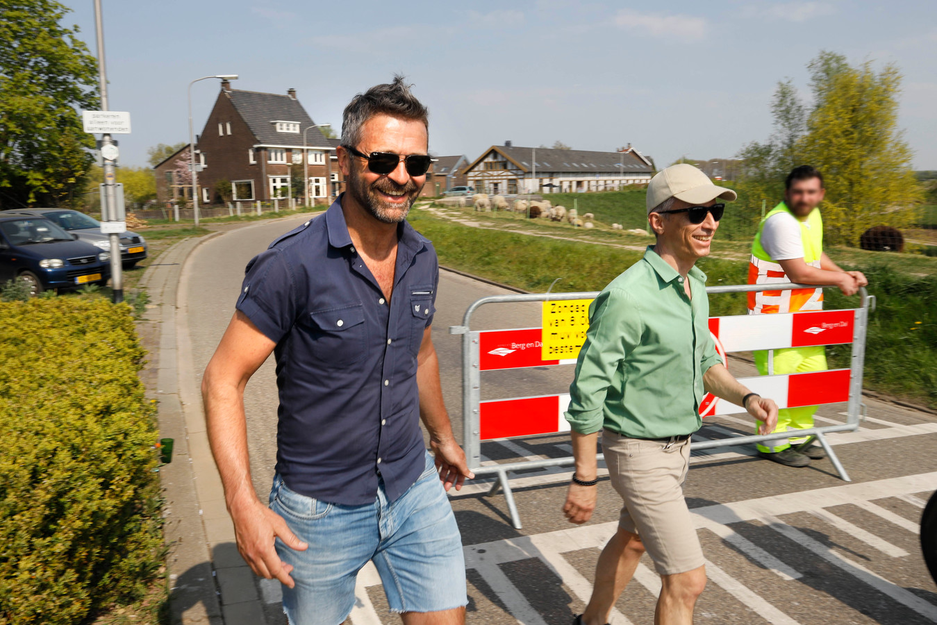 In alle rust wandelen over de dijken: ‘Dit mogen ze elk jaar met Pasen ...