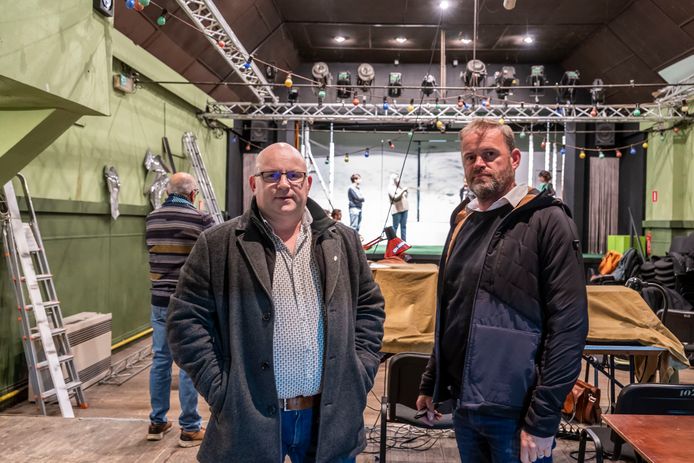 Streep door toekomst Zaal Uilenspiegel: Toneelkring Verbroedering na ...