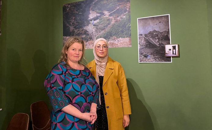 Kristel (47) opent met De Zitkamer gloednieuwe kunstgalerij: “Ik ...