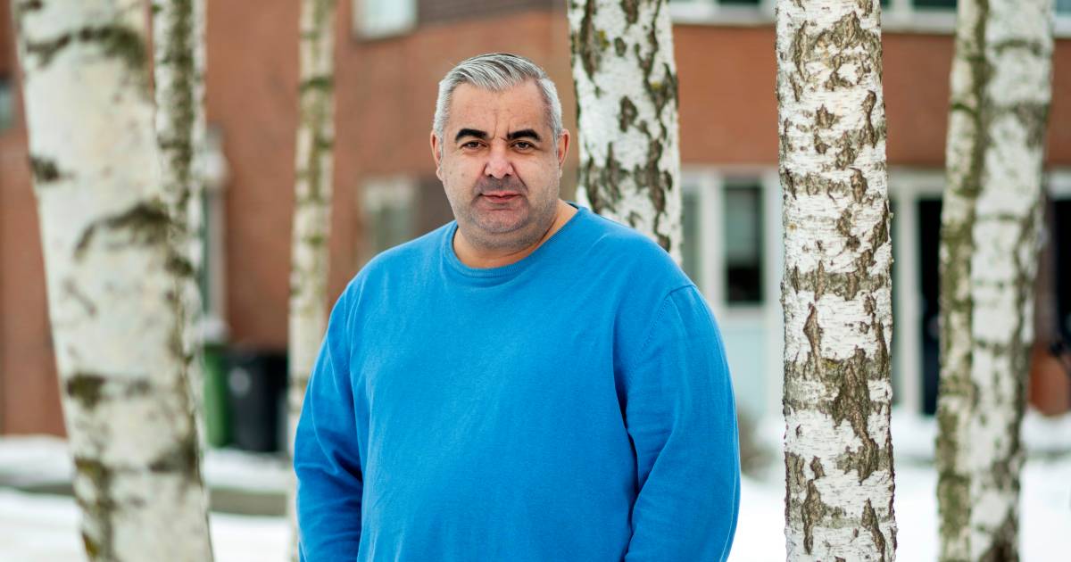 Ersoy Demir, bekend als de Turkse Hazes uit Arnhem, blijft dromen van ...
