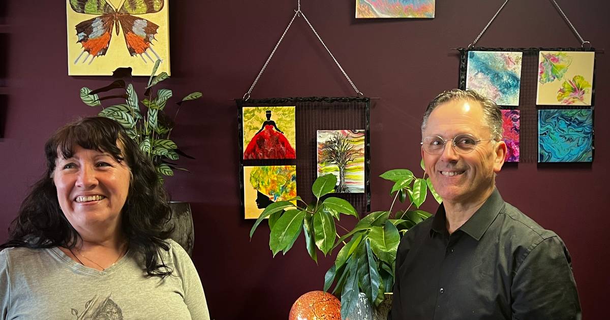 Ingrid gaat creatief aan de slag met Acryl Pouring en stelt nu ook ...