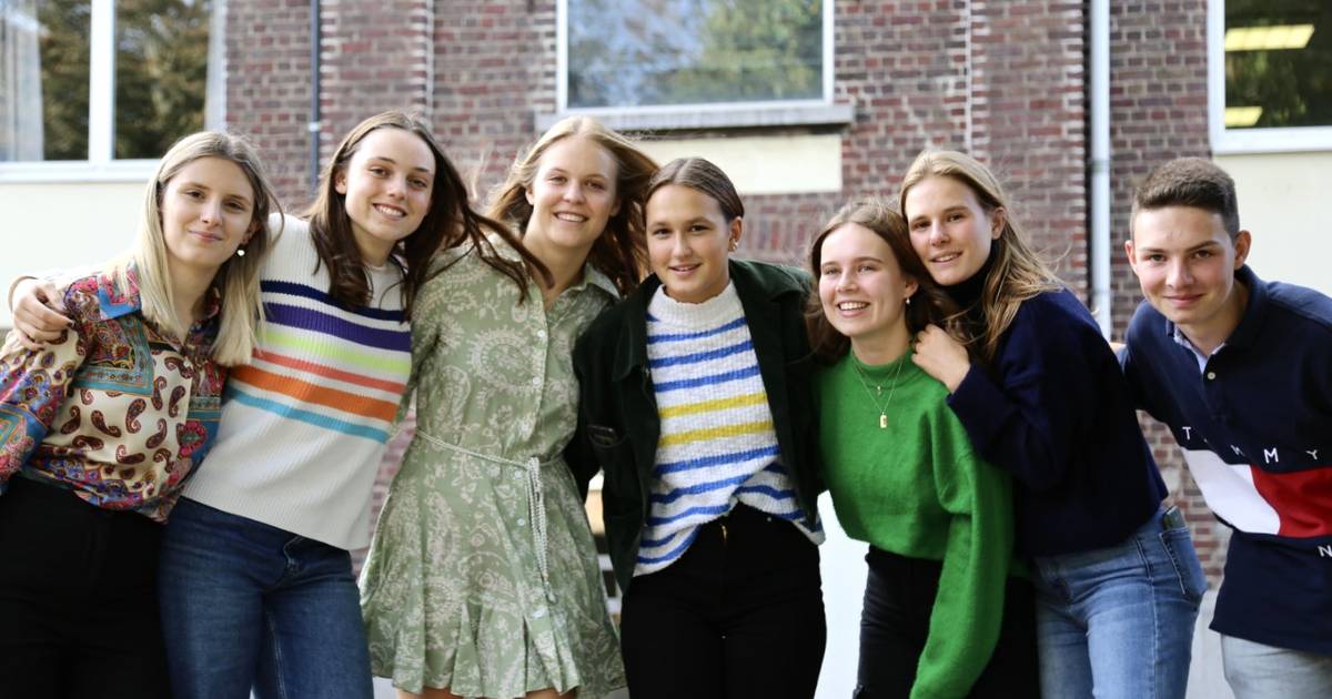 Acht leerlingen College ten Doorn slagen voor toelatingsexamen ...