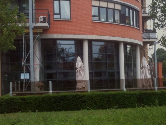 Scheuren in balkons Broekheurnerstede | Enschede e.o. | tubantia.nl