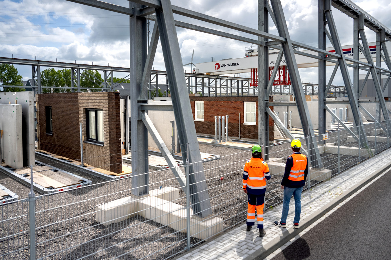 Bedrijf van Peter bouwt binnen jaar complete straat: ‘Vanaf 175.000 ...