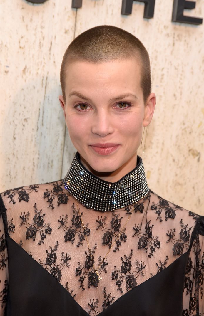 Sylvia Hoeks wil tips voor een nieuw kapsel en zo bereidt Nasrdin Dchar ... Sylvia Hoeks wil tips voor een nieuw kapsel en zo bereidt Nasrdin Dchar ...