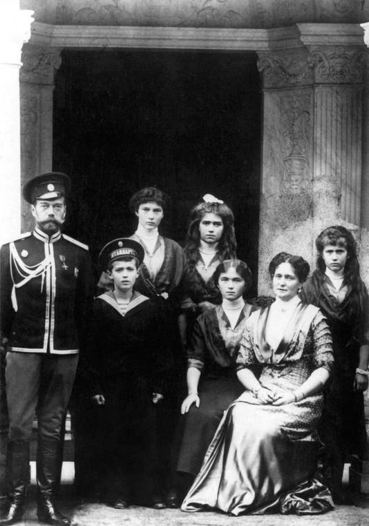 Het dramatische einde van tsaar Nicolaas II en zijn gezin | Show | AD.nl