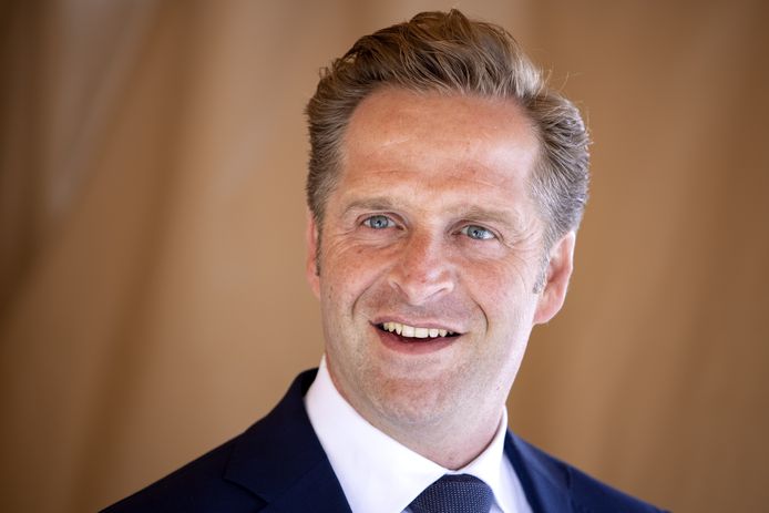 Hugo de Jonge beklimt de Passo dello Stelvio en Sander de Kramer tovert ...