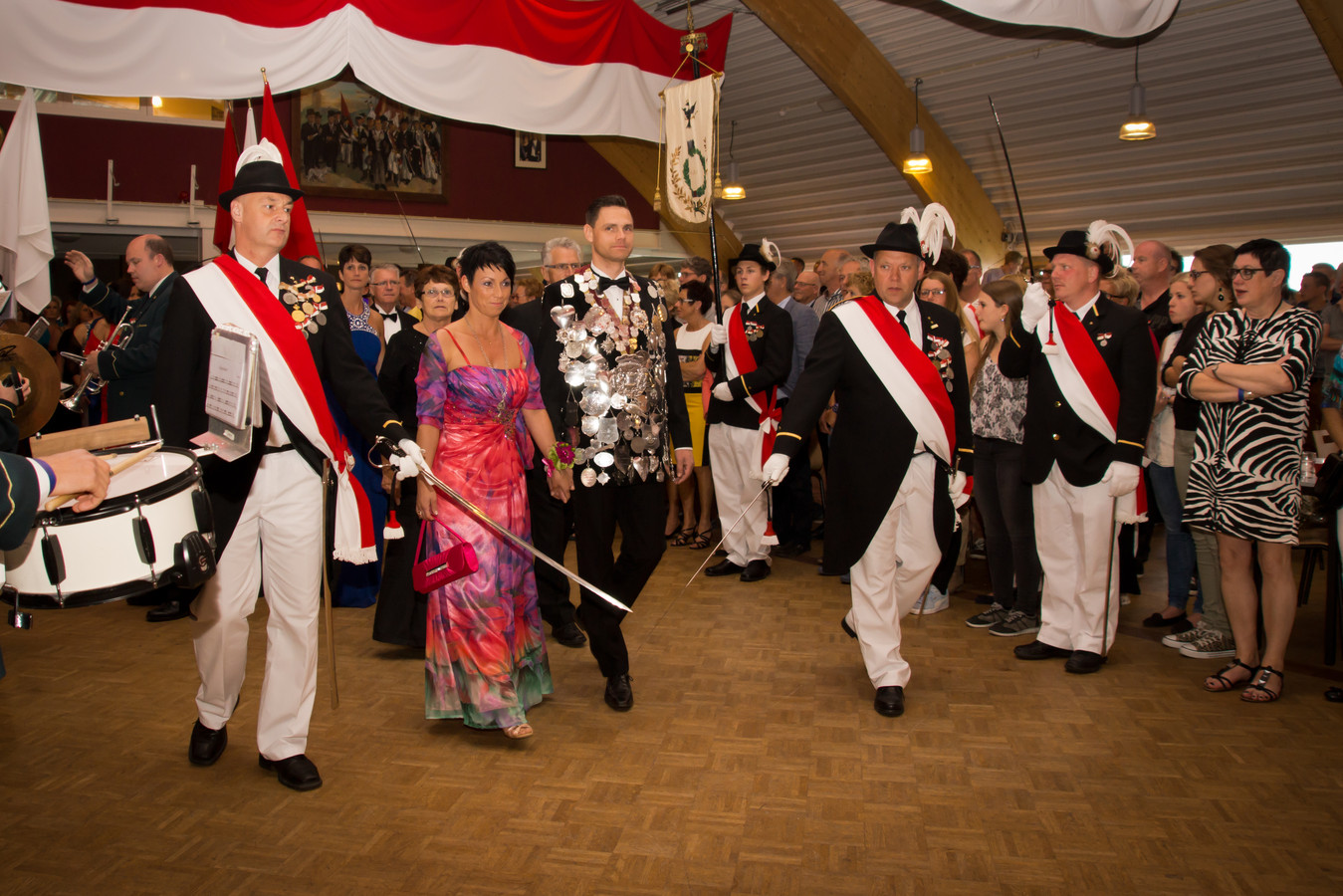 EMM Lobith staat voor een historisch jaar: het schuttersgilde bestaat ...