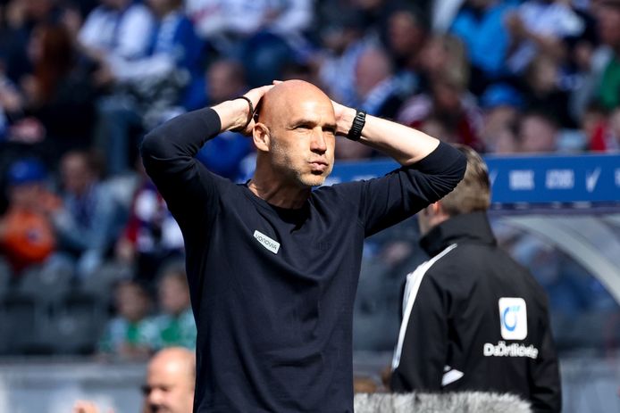 Stunt Thomas Letsch in Duitsland: ex-trainer Vitesse zorgt voor ...