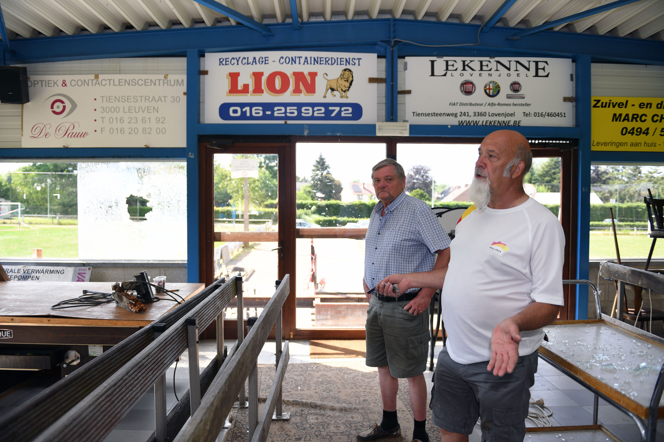 Opnieuw vandalen aan het werk bij voetbalclub Korbeek Sport | Foto | hln.be