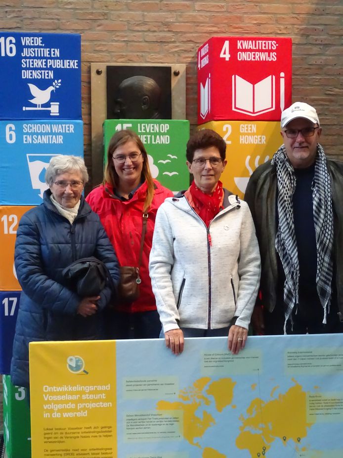 Vosselaar hijst de SDG-vlag voor Week van de Duurzame Gemeente ...