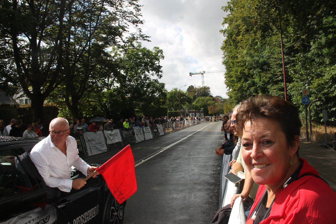 Nieuwe start, maar volksfeest als vanouds bij Izegem Koers: “We hebben ...