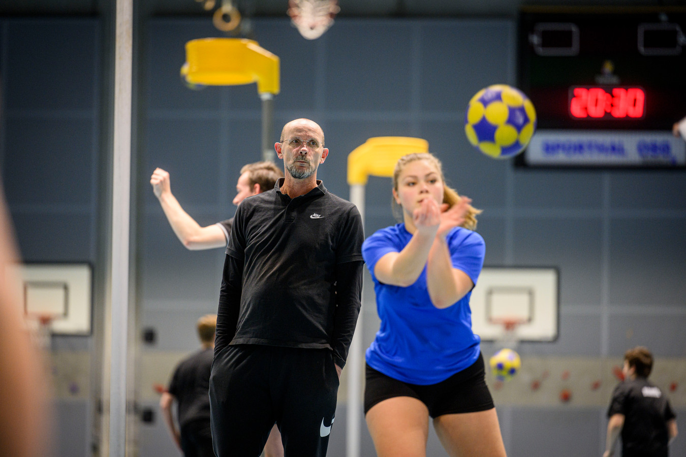 Uitslagen en verslagen korfbal: eerste punten voor DOS-WK, HKC bovenaan ... Uitslagen en verslagen korfbal: eerste punten voor DOS-WK, HKC bovenaan ...