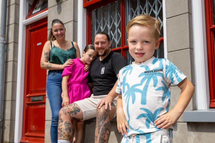 De wereld van Nick en Janneke staat stil als de kinderopvang belt: 'We ...