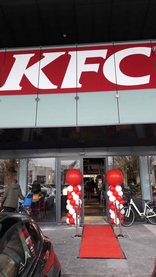 KFC open op Woonboulevard Den Bosch | Den Bosch, Vught | bd.nl