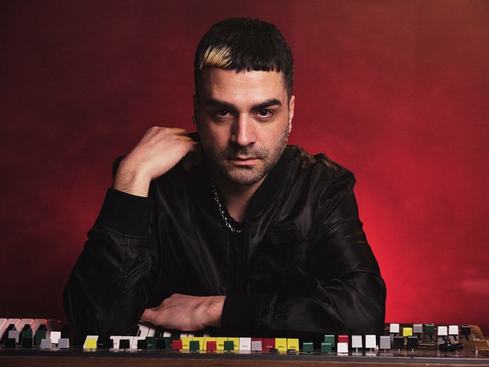 GOOSE-frontman Mickael surft op emotie ook solo naar doorbraak, in 2024 ...