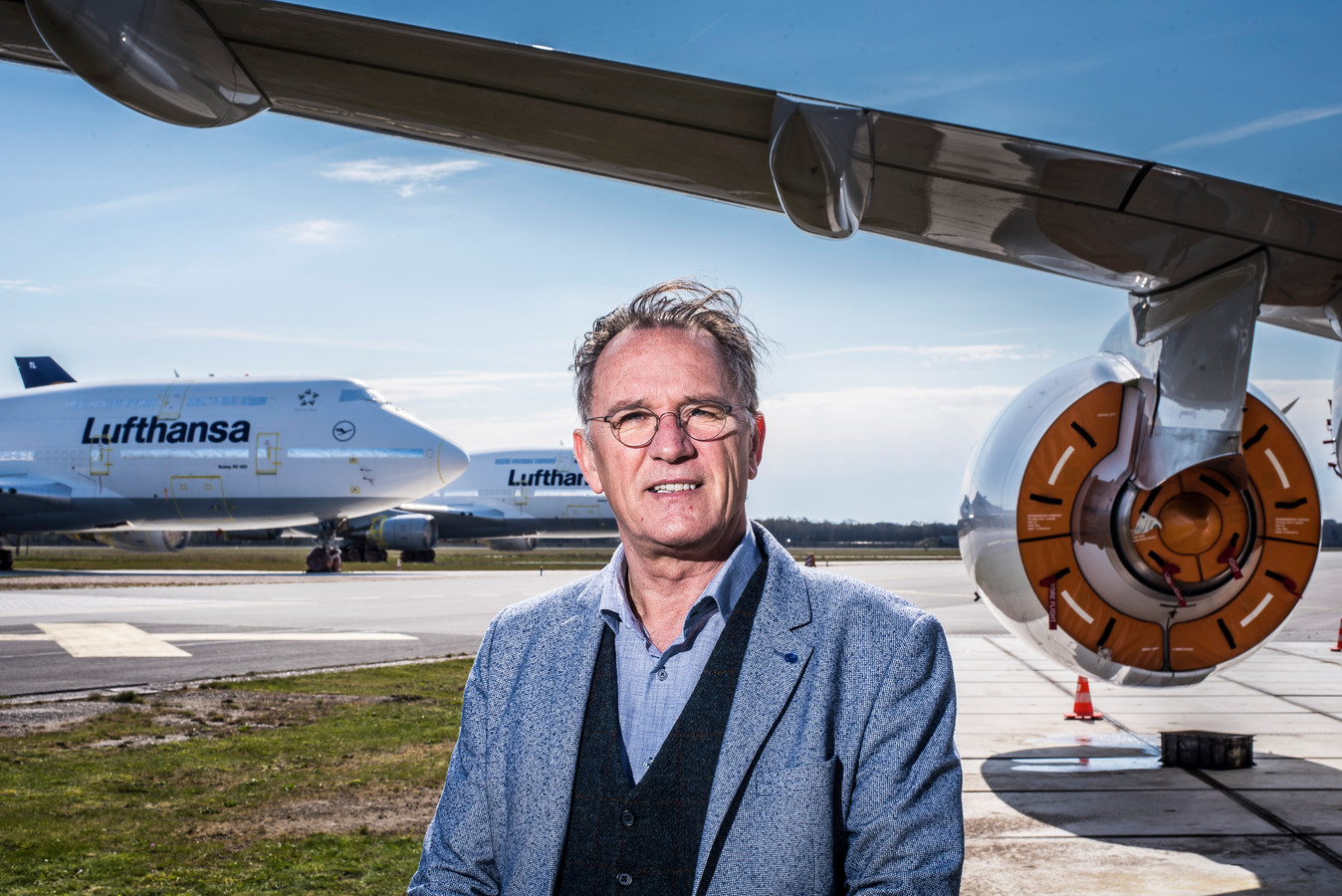 Twente Airport dik in het rood: tekort van miljoen euro | Foto ...