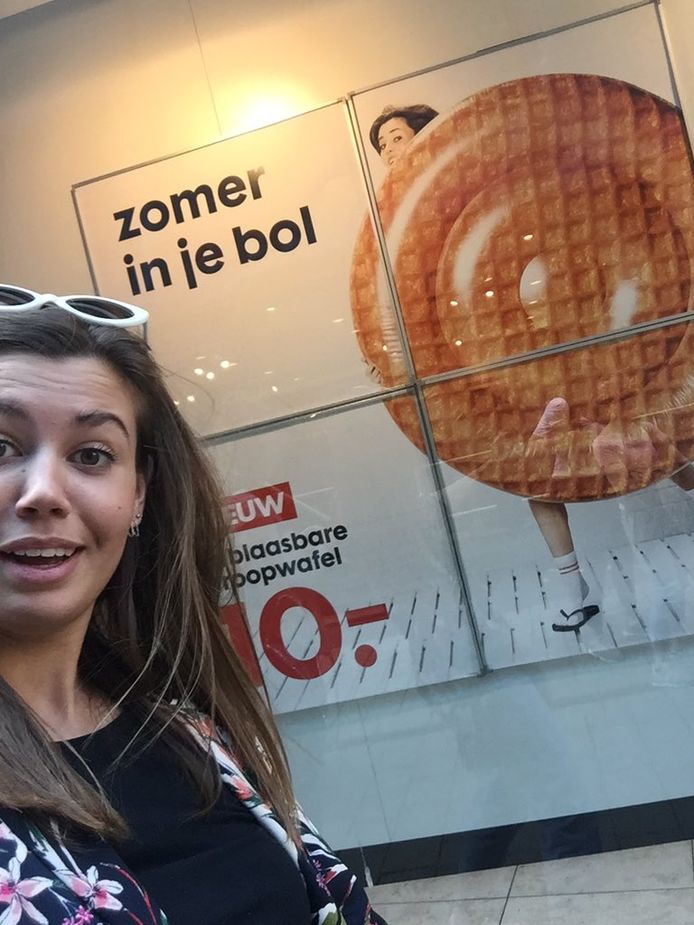 Julia's droom komt uit: Op de cover van de HEMA-folder | Zutphen ...