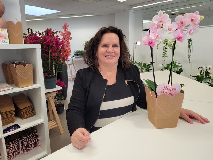 NET OPEN. ‘A Flowertale’ in de Bruggestraat: “We starten een nieuw ...