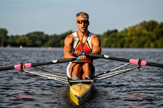 Ward Lemmelijn pakt wereldtitel indoorroeien in een nieuw Belgisch ...