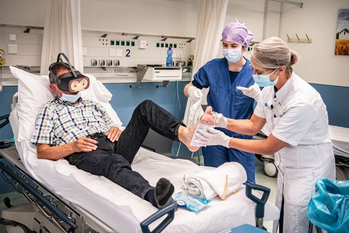 Vr-brillen steeds vaker ingezet als pijnbestrijding in ziekenhuizen ... Vr-brillen steeds vaker ingezet als pijnbestrijding in ziekenhuizen ...