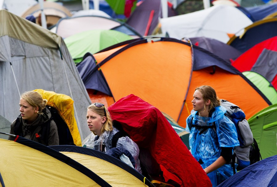 Geen grote overlast onweer op Lowlands | Foto | destentor.nl