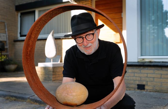 Eelse Bies (85) al leven lang hét gezicht van kunst in de Hoeksche ...