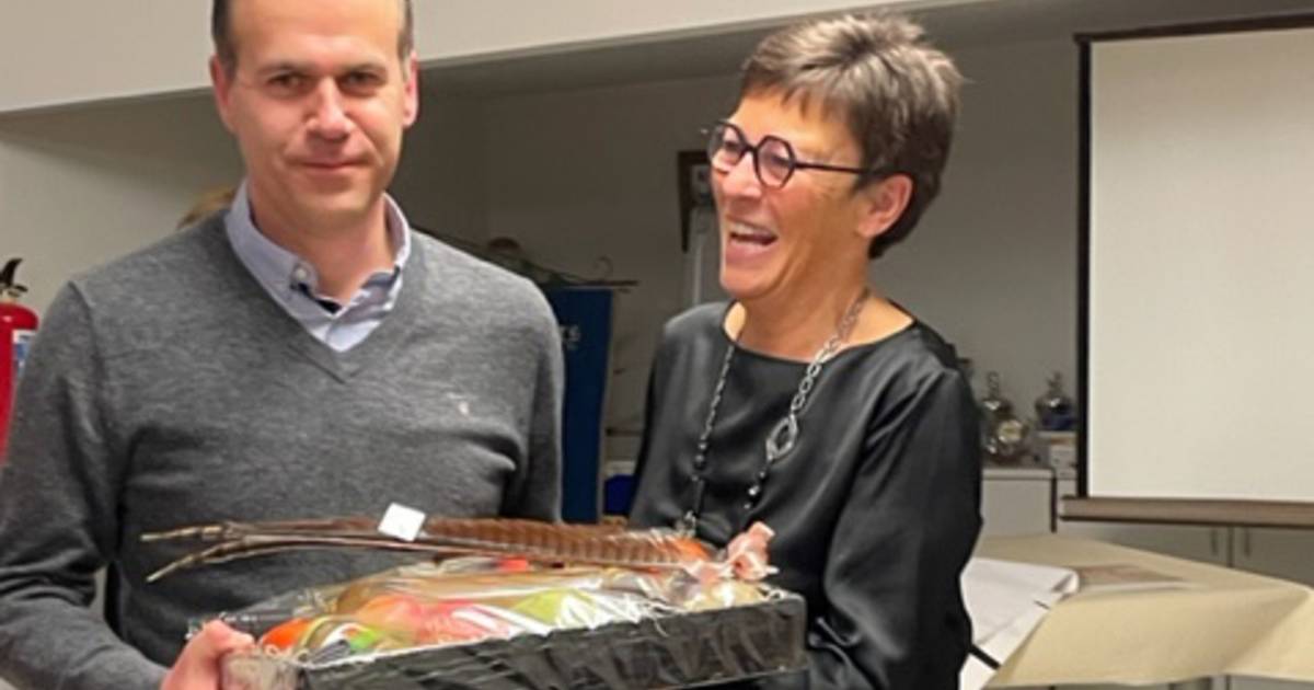 Gert Janssens ontvangt pluim | Glabbeek | hln.be