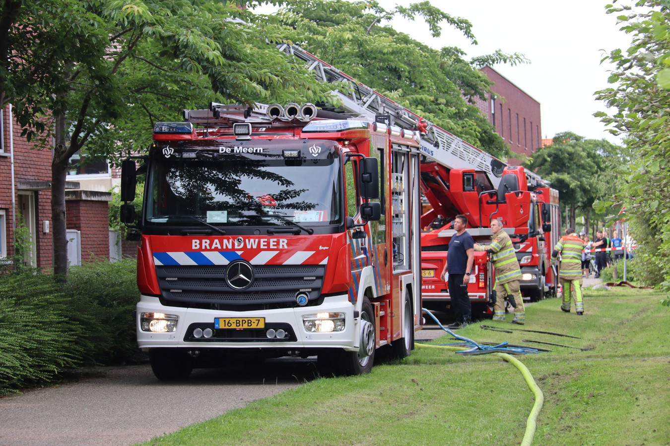Wegbranden van onkruid mogelijk oorzaak van lastige brand in spouwmuur ...