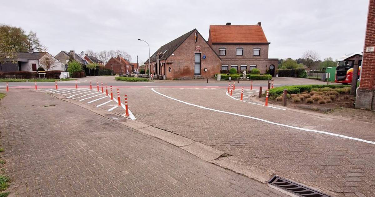 Proefopstelling op kruispunt Wechelsebaan en Boskant | Lille | hln.be