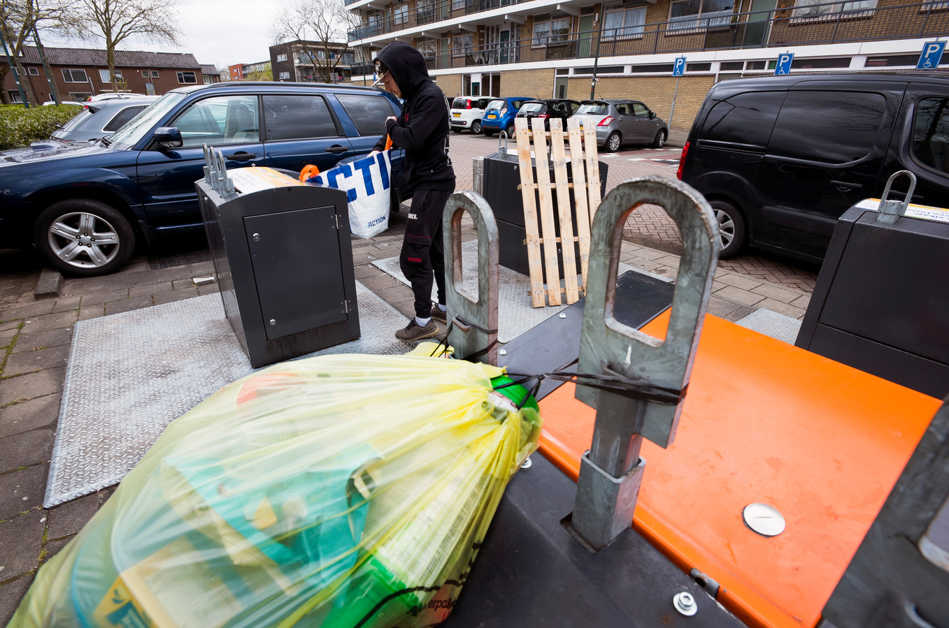 Woerdenaren zetten te veel restafval op straat, wordt het straks ...