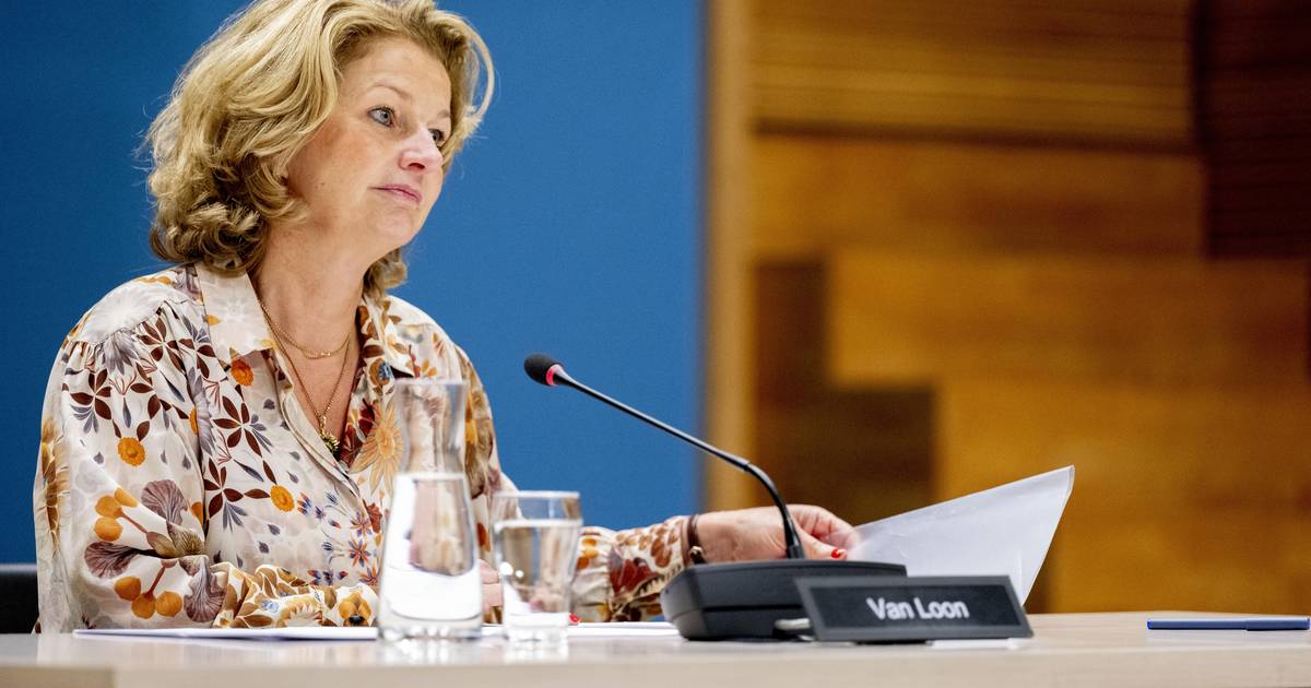 Shell-baas niet trots op brief op poten over gaswinning aan Kamp ...