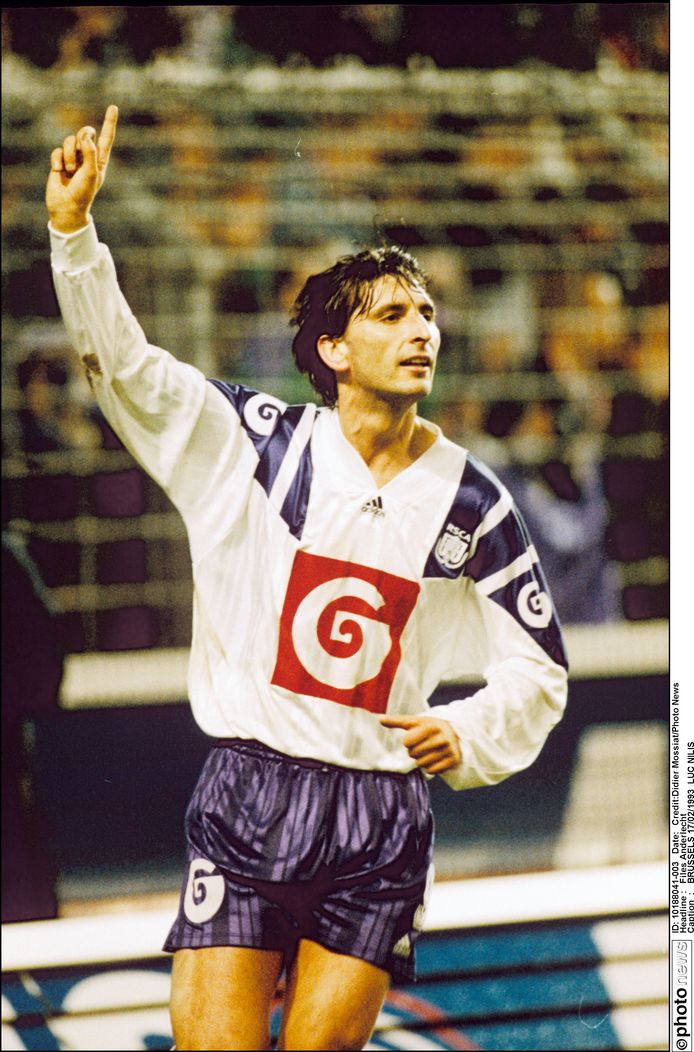 IN BEELD. Luc Nilis keert terug naar Anderlecht: de beste foto’s van de ...