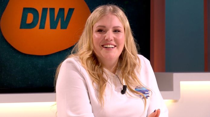 Amelie Albrecht heeft haar kerstboom nog altijd niet afgebroken: “Ik ga ...