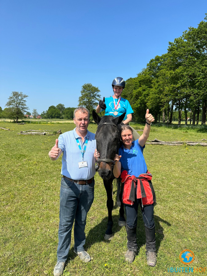 Gerben maakt reizen met mensen met verstandelijke beperking: ‘Ze willen ...