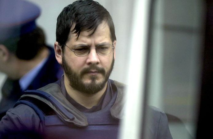 Beelden van Marc Dutroux in gevangenis verspreiden zich in sneltempo op ...