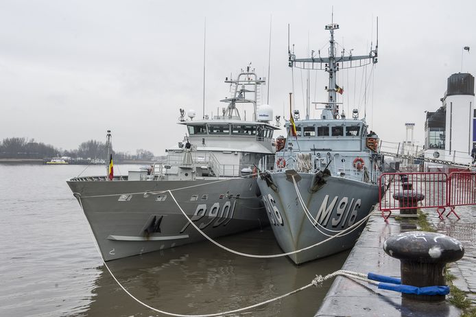 Gloednieuw marineschip Castor meert even aan in Antwerpen | Antwerpen ...