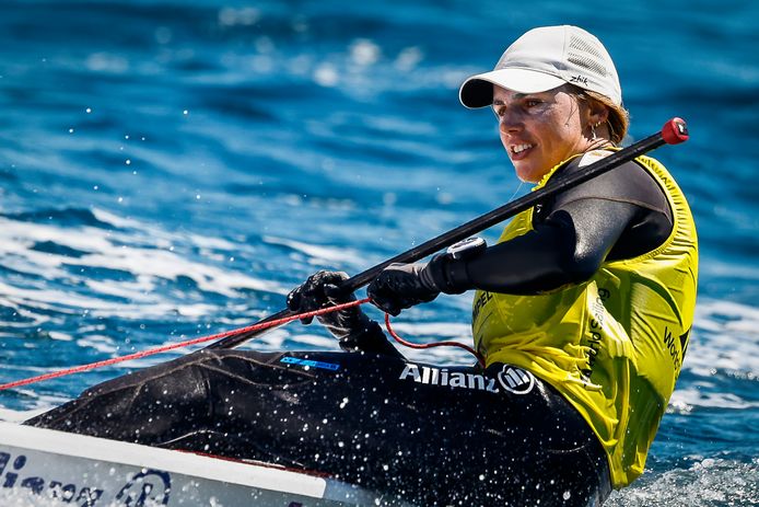 Zeilster Marit Bouwmeester begint goed aan olympisch testevent in ...