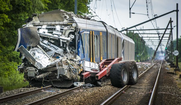 Machinist omgekomen bij treinongeval in Hooghalen | De Volkskrant