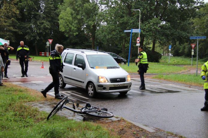 Jonge fietser gewond na aanrijding met automobilist in Wijhe | Deventer | tubantia.nl