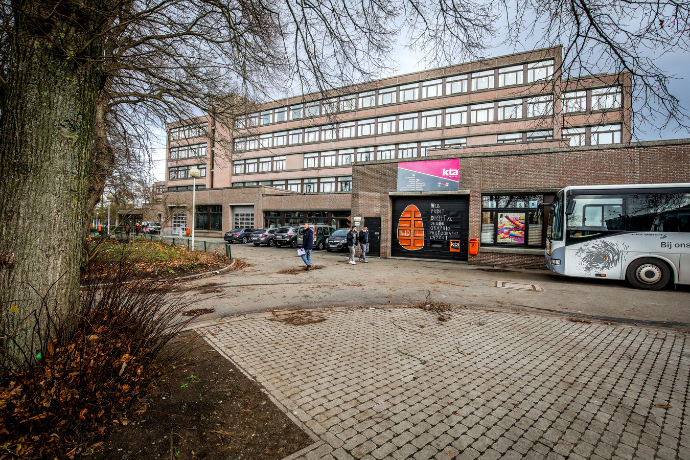 Grootste school van Brugge hakt knopen door: KTA laat eerste-, derde ... Grootste school van Brugge hakt knopen door: KTA laat eerste-, derde ...